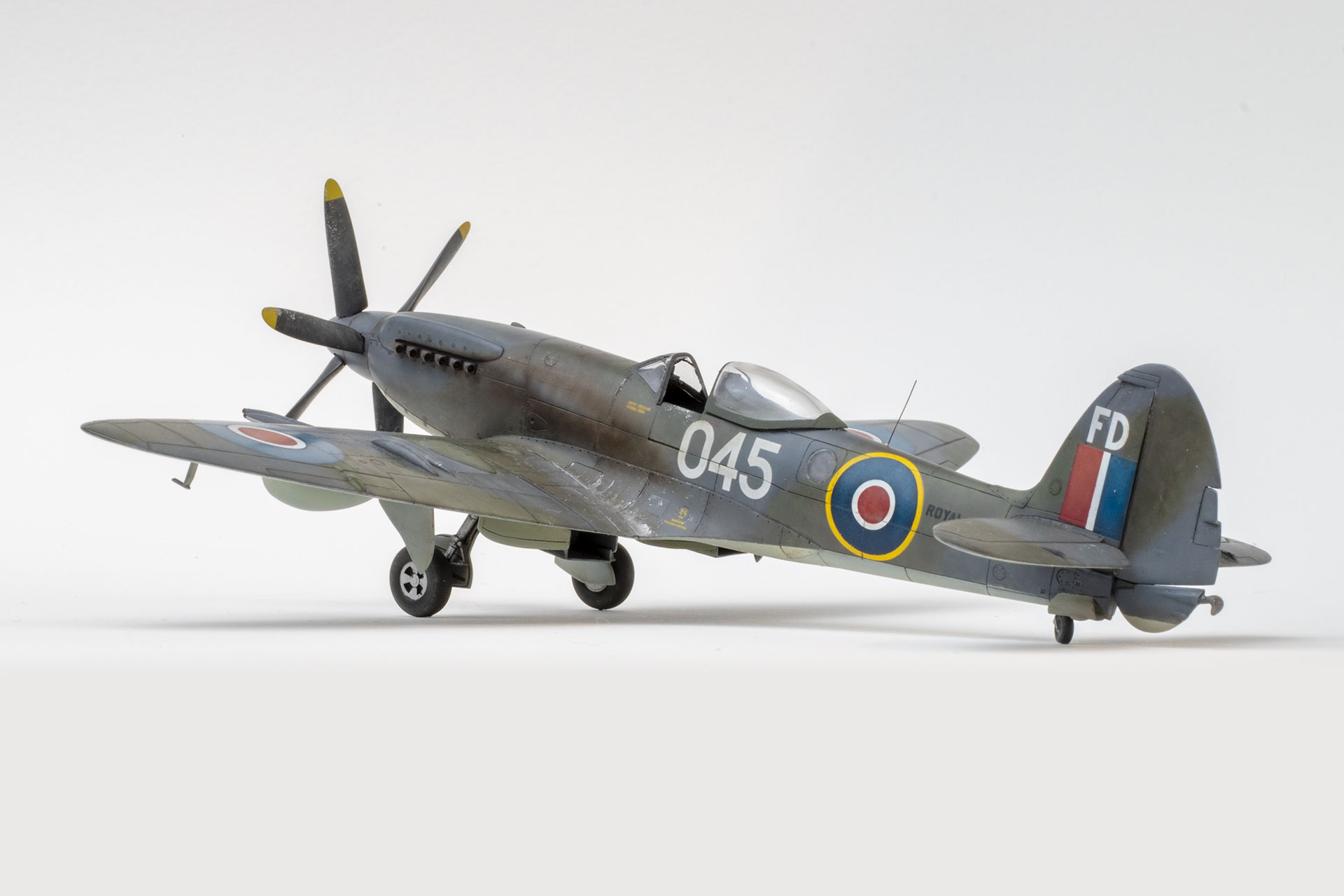 Supermarine Seafire Mk.46 - Luftraum72