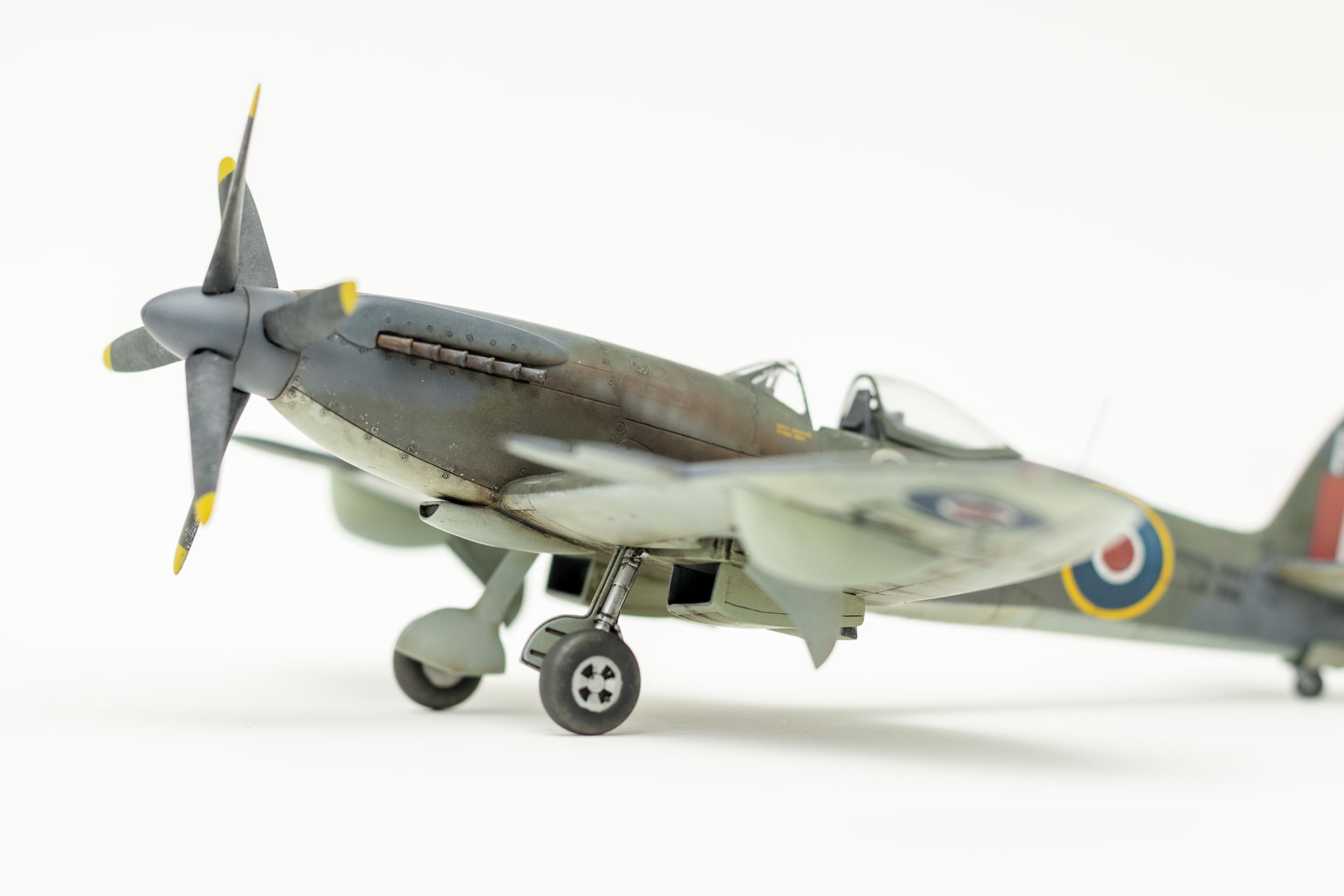 Supermarine Seafire Mk.46 - Luftraum72