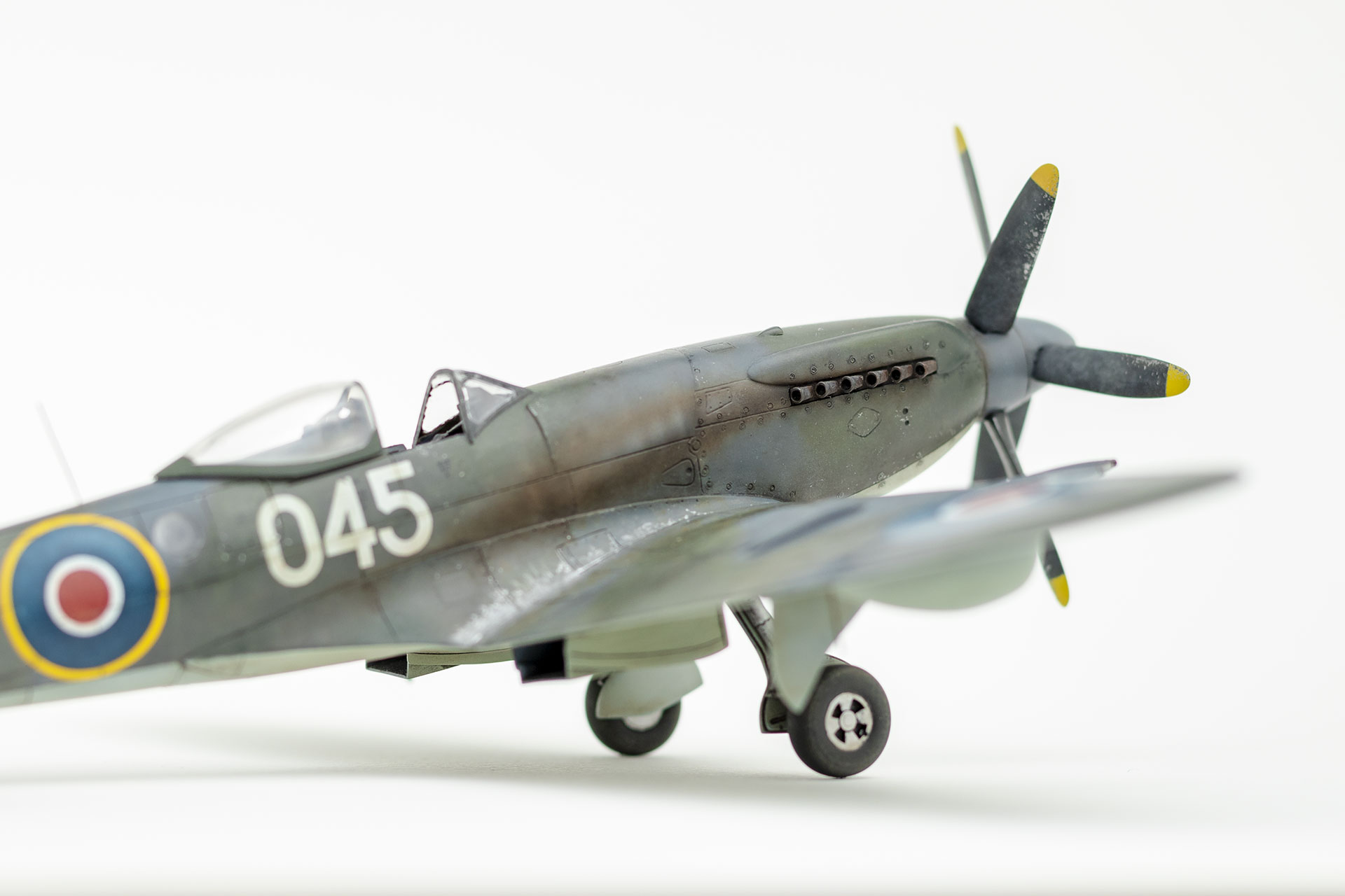 Supermarine Seafire Mk.46 - Luftraum72